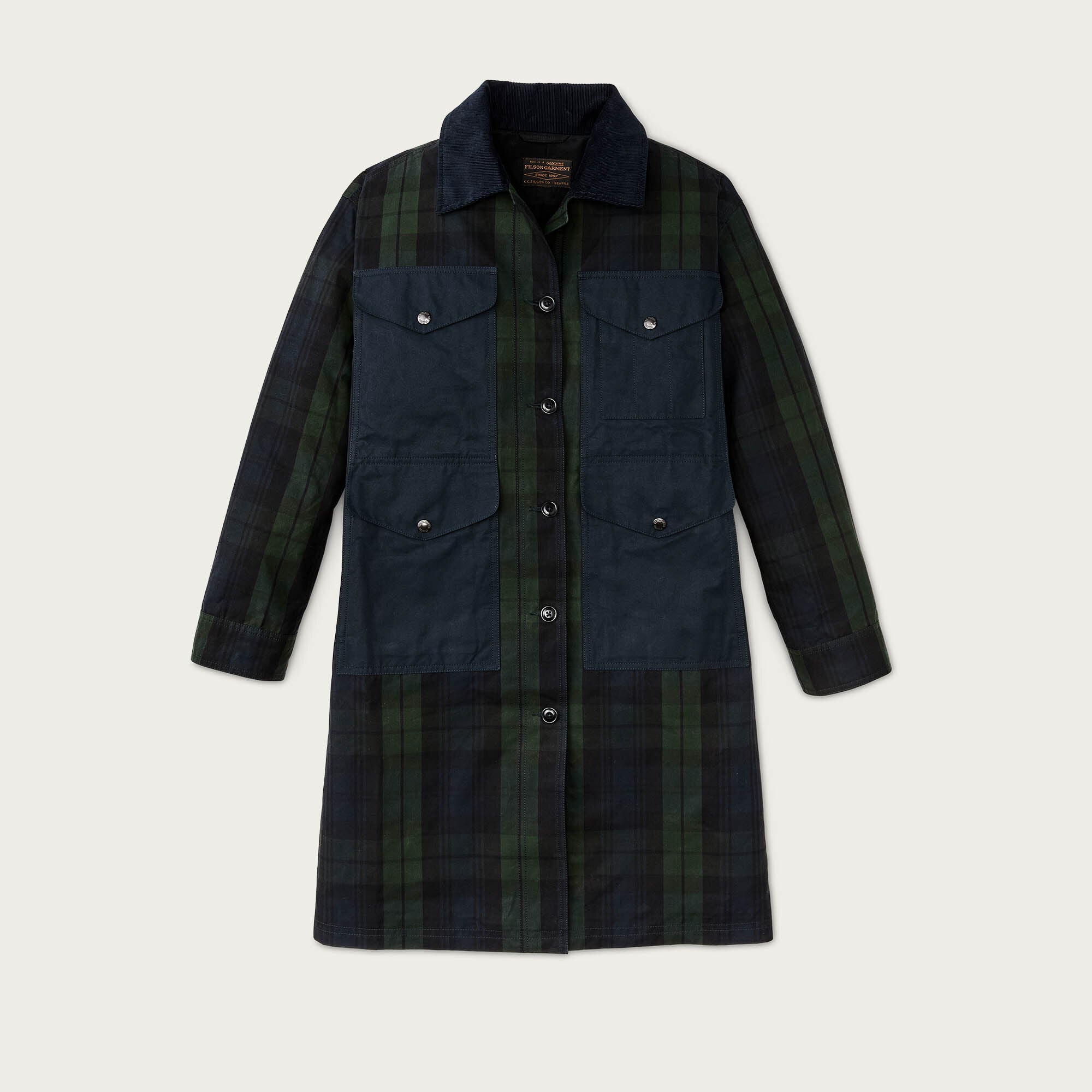Women's dry waxed long cruiser von Filson | Black/ green plaid (Mehrfarbig)